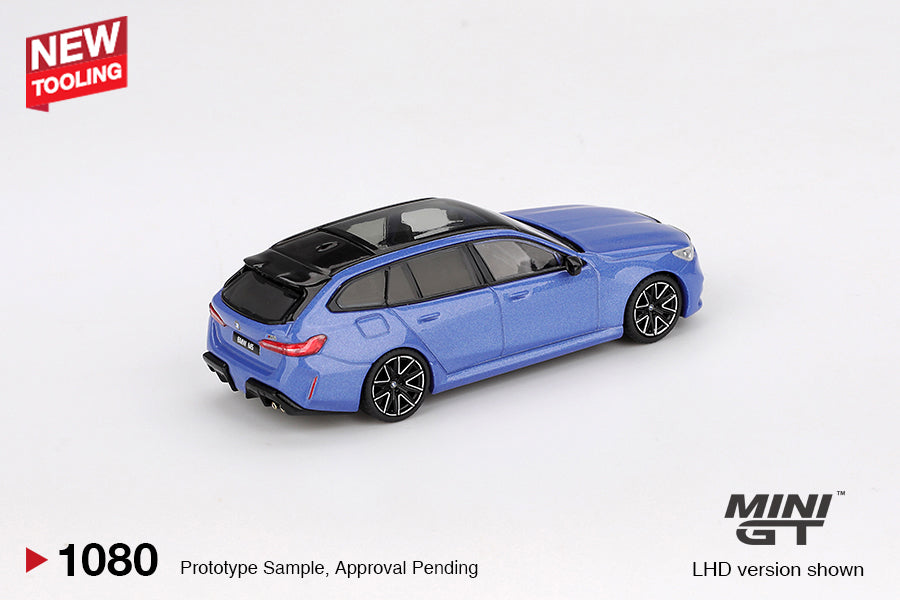 BMW M5 Touring (G99) Marina Bay Blue Metallic - Mini GT - Scala 1/64 M ...